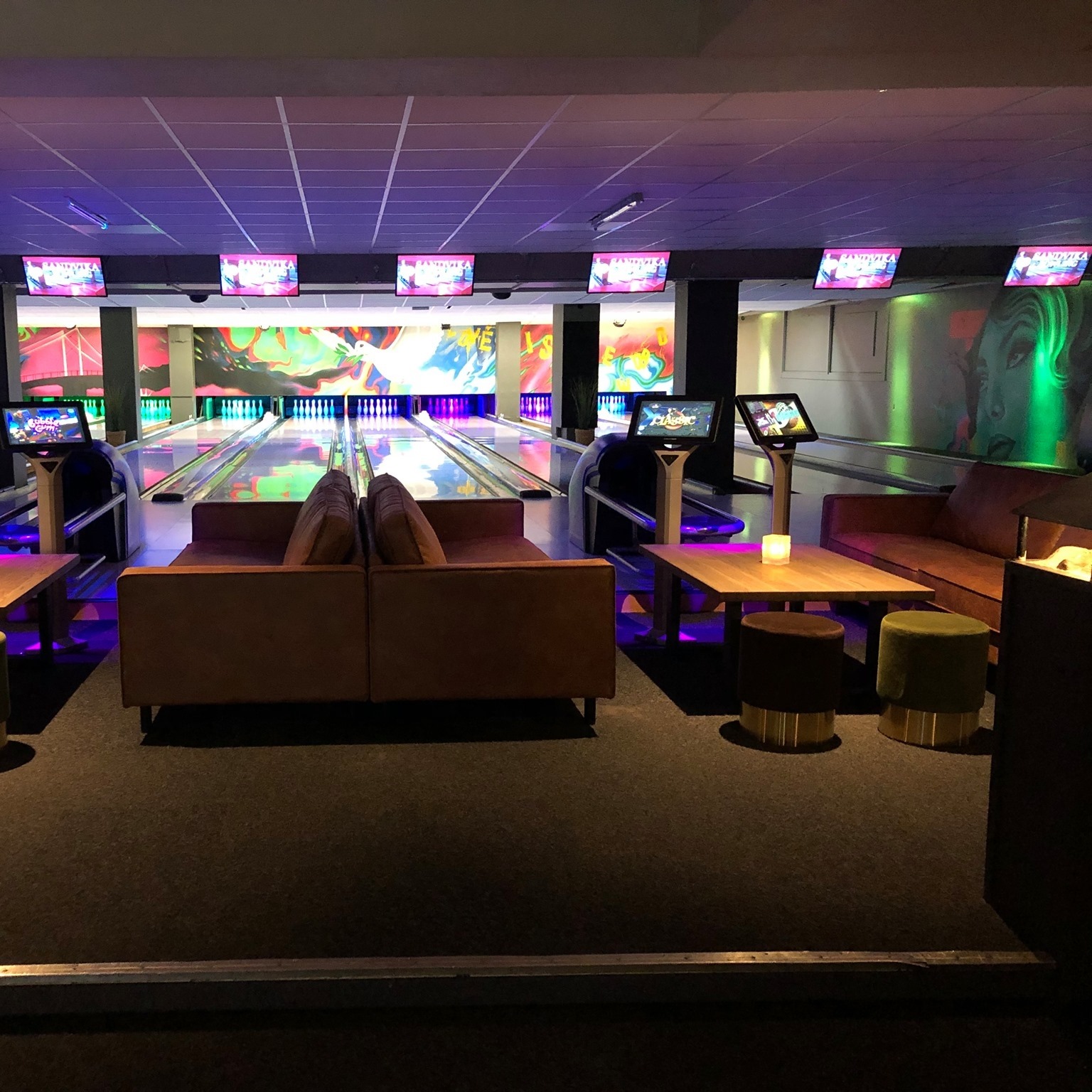 Sandvika Bowling - Familieunderholdning & Bursdagsfester