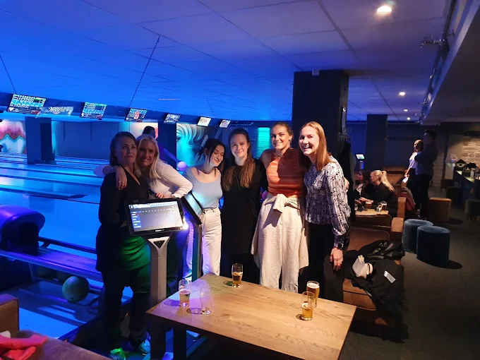 Sandvika Bowling - Familieunderholdning & Bursdagsfester